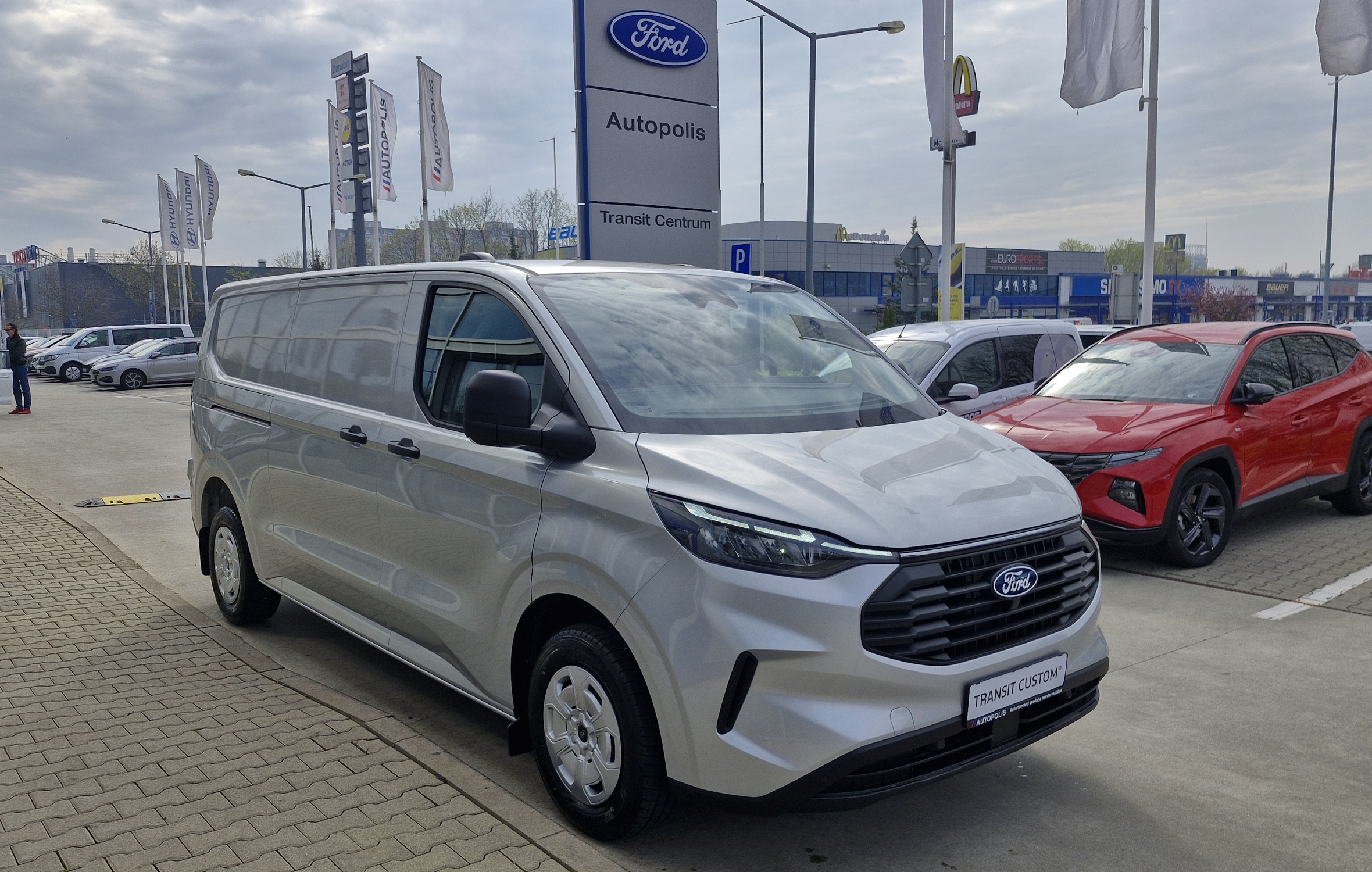 Ford E-Transit Custom VAN L2H1 EV STD (64kWh) 218k (160kW) za 42575.00 ...